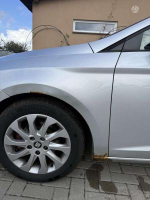Pelēks SEAT Leon 2014 Viļņa, ar dzinēja tilpumu 1.60 L un nobraukumu 390 tūkst. km par 3500 €, foto 15 vietnē AUTOMOTO.COM.LV