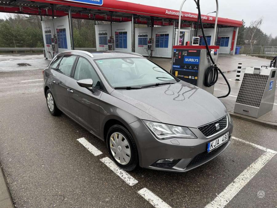 Pelēks SEAT Leon 2015 Viļņa, ar dzinēja tilpumu 1.60 L un nobraukumu 247 tūkst. km par 6400 €, foto 3 vietnē AUTOMOTO.COM.LV