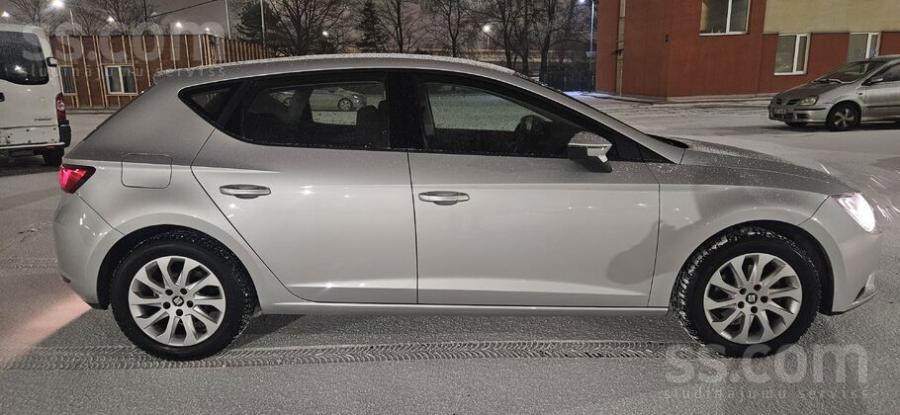 Grey SEAT Leon 2015 in Riga, with an engine capacity of 1.40 L and mileage of 298 thousand km for 5200 €, photo 4 on AUTOMOTO.COM.LV