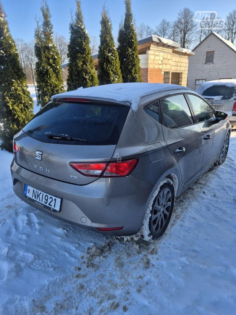 Grey SEAT Leon 2015 in Taurage, with an engine capacity of 1.20 L and mileage of 260 thousand km for 6200 €, photo 3 on AUTOMOTO.COM.LV