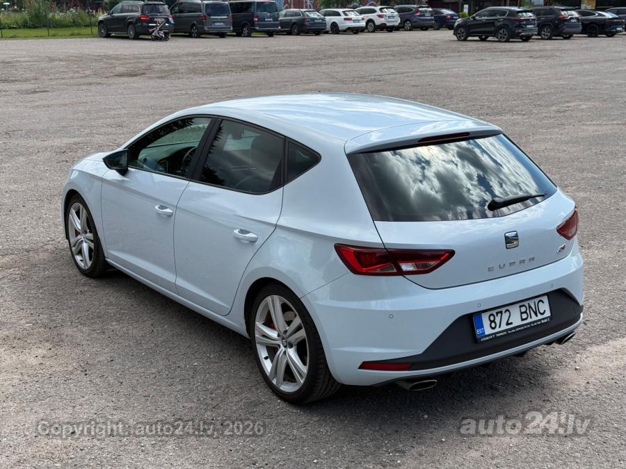 Pelēks SEAT Leon 2015 Tallina, ar dzinēja tilpumu 2.00 L un nobraukumu 160 tūkst. km par 11990 €, foto 5 vietnē AUTOMOTO.COM.LV