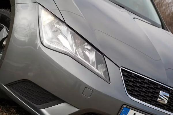 Pelēks SEAT Leon 2015 Rīga, ar dzinēja tilpumu 1.60 L un nobraukumu 208 tūkst. km par 8300 €, foto 1 vietnē AUTOMOTO.COM.LV