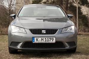 Grey SEAT Leon 2015 in Riga, with an engine capacity of 1.60 L and mileage of 208 thousand km for 8300 €, photo 4 on AUTOMOTO.COM.LV