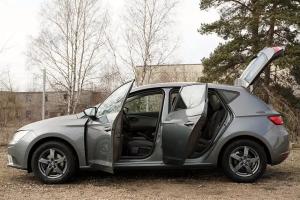 Grey SEAT Leon 2015 in Riga, with an engine capacity of 1.60 L and mileage of 208 thousand km for 8300 €, photo 8 on AUTOMOTO.COM.LV