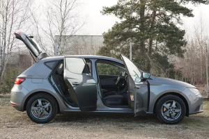 Grey SEAT Leon 2015 in Riga, with an engine capacity of 1.60 L and mileage of 208 thousand km for 8300 €, photo 15 on AUTOMOTO.COM.LV