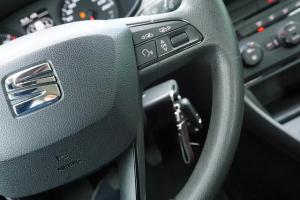 Grey SEAT Leon 2015 in Riga, with an engine capacity of 1.60 L and mileage of 208 thousand km for 8300 €, photo 28 on AUTOMOTO.COM.LV