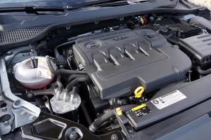 Grey SEAT Leon 2015 in Riga, with an engine capacity of 1.60 L and mileage of 208 thousand km for 8300 €, photo 35 on AUTOMOTO.COM.LV