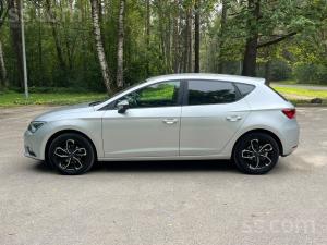 Grey SEAT Leon 2015 in Riga, with an engine capacity of 1.60 L and mileage of 0 thousand km for 7499 €, photo 3 on AUTOMOTO.COM.LV