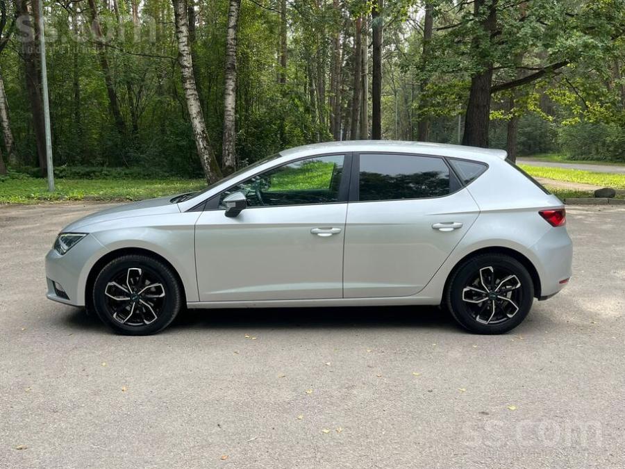 Grey SEAT Leon 2015 in Riga, with an engine capacity of 1.60 L and mileage of 0 thousand km for 7499 €, photo 3 on AUTOMOTO.COM.LV