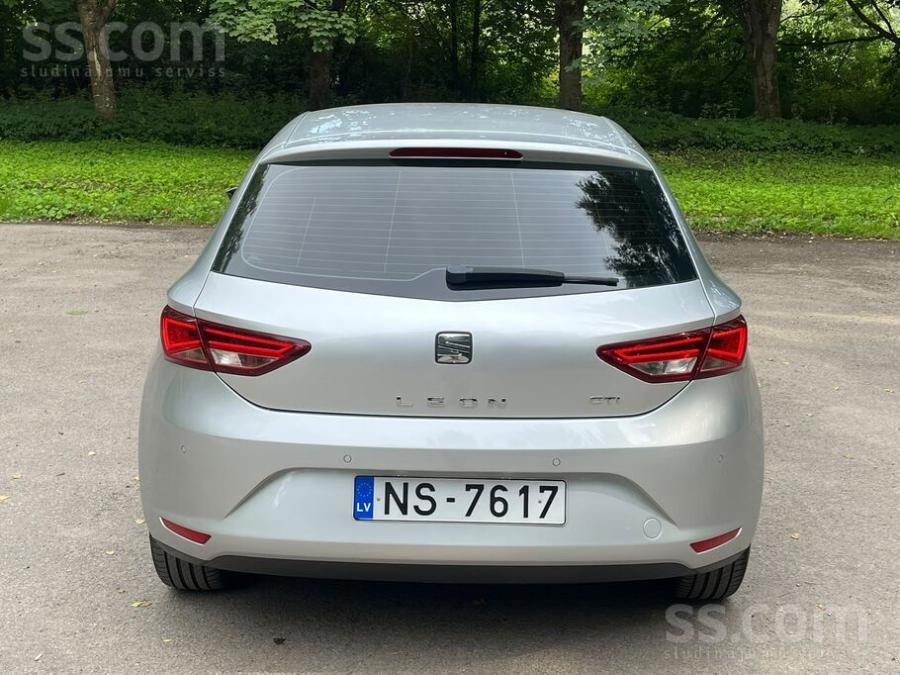 Grey SEAT Leon 2015 in Riga, with an engine capacity of 1.60 L and mileage of 0 thousand km for 7499 €, photo 5 on AUTOMOTO.COM.LV