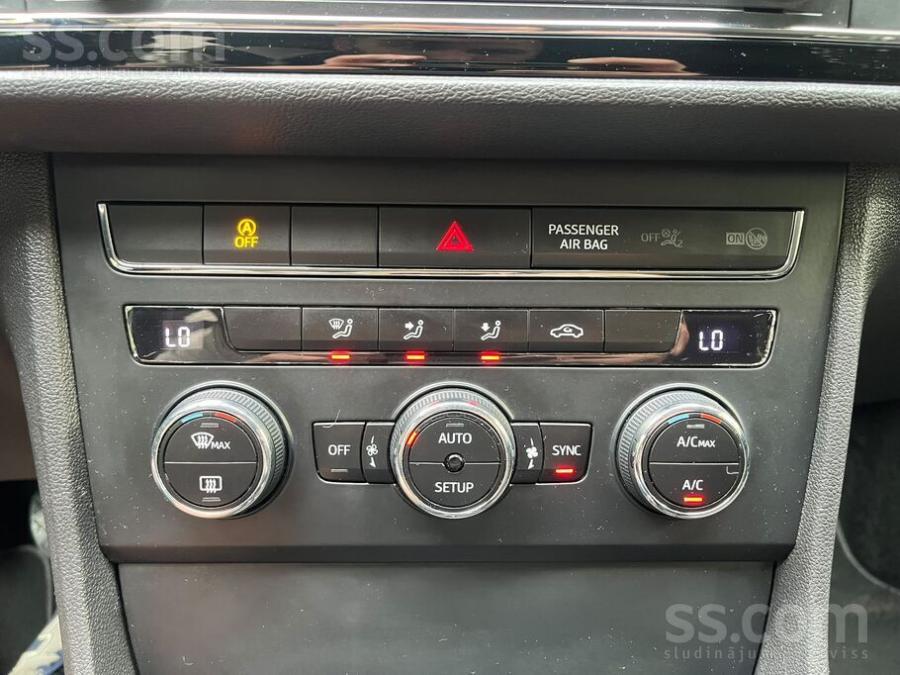 Grey SEAT Leon 2015 in Riga, with an engine capacity of 1.60 L and mileage of 0 thousand km for 7499 €, photo 20 on AUTOMOTO.COM.LV