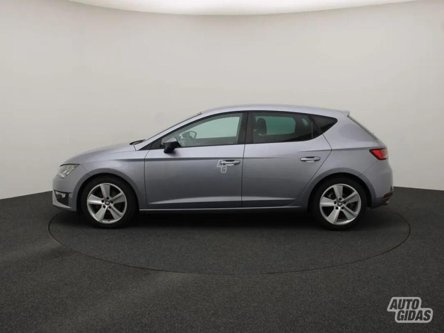 Pelēks SEAT Leon 2016 Viļņa, ar dzinēja tilpumu 2.00 L un nobraukumu 270 tūkst. km par 8699 €, foto 7 vietnē AUTOMOTO.COM.LV