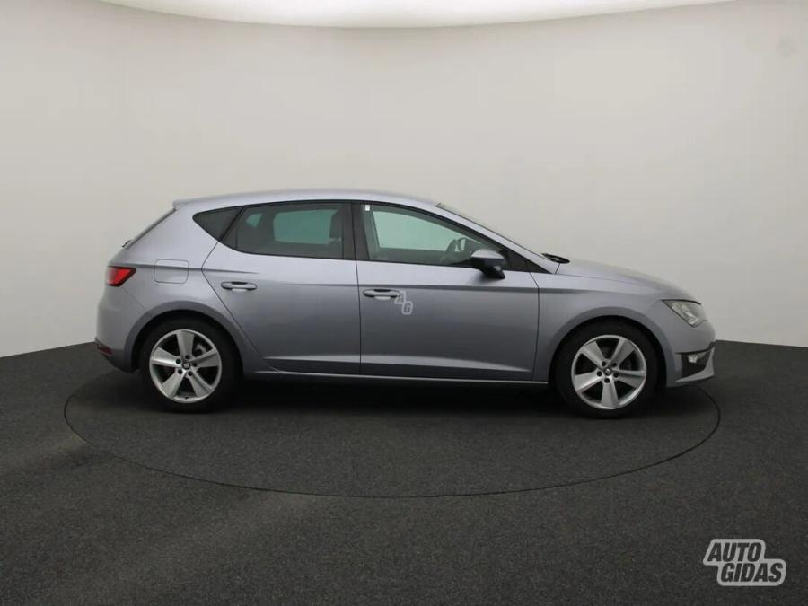 Pelēks SEAT Leon 2016 Viļņa, ar dzinēja tilpumu 2.00 L un nobraukumu 270 tūkst. km par 8699 €, foto 10 vietnē AUTOMOTO.COM.LV