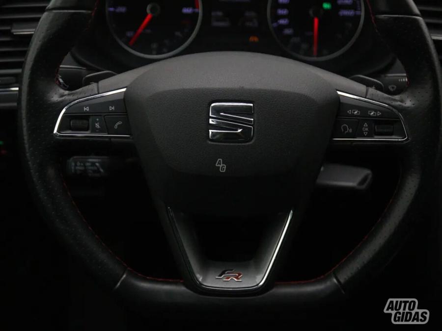 Pelēks SEAT Leon 2016 Viļņa, ar dzinēja tilpumu 2.00 L un nobraukumu 270 tūkst. km par 8699 €, foto 19 vietnē AUTOMOTO.COM.LV