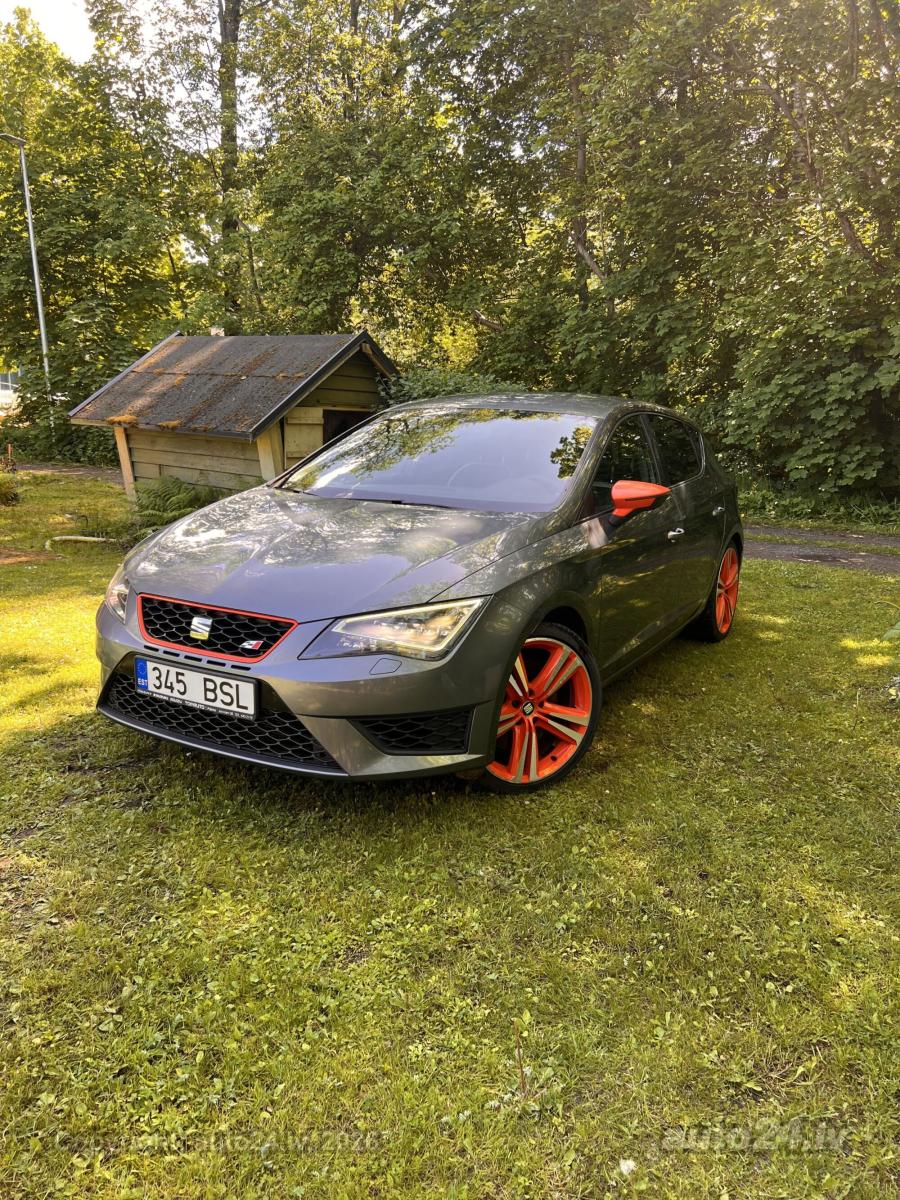 Pelēks SEAT Leon 2016 Tallina, ar dzinēja tilpumu 2.00 L un nobraukumu 140 tūkst. km par 15900 €, foto 1 vietnē AUTOMOTO.COM.LV