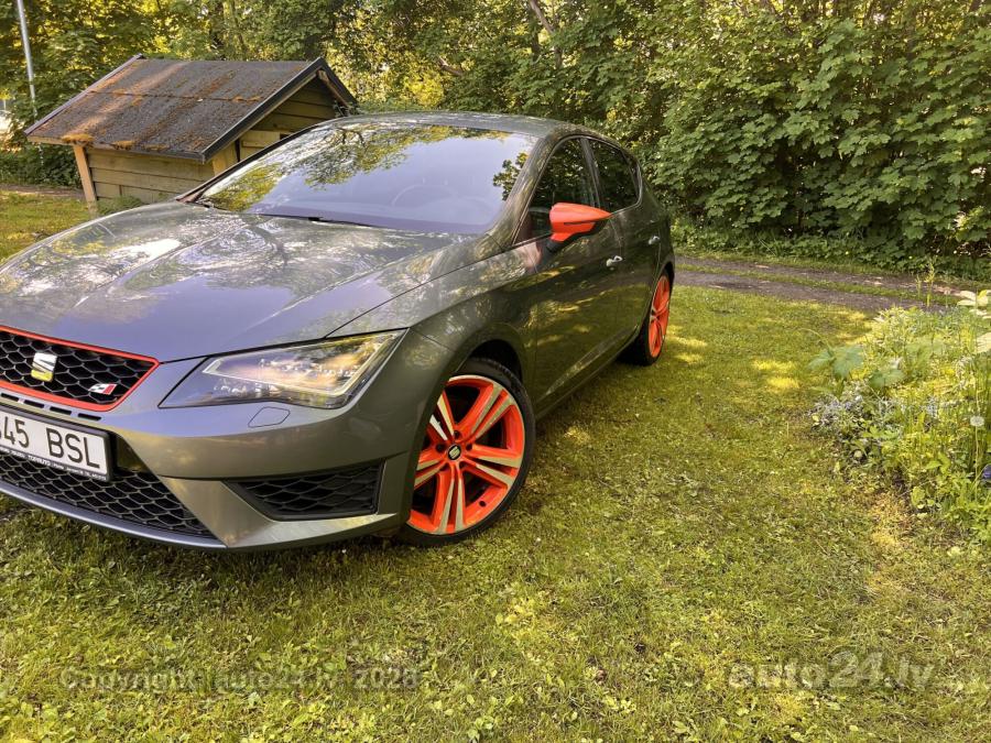 Pelēks SEAT Leon 2016 Tallina, ar dzinēja tilpumu 2.00 L un nobraukumu 140 tūkst. km par 15900 €, foto 9 vietnē AUTOMOTO.COM.LV
