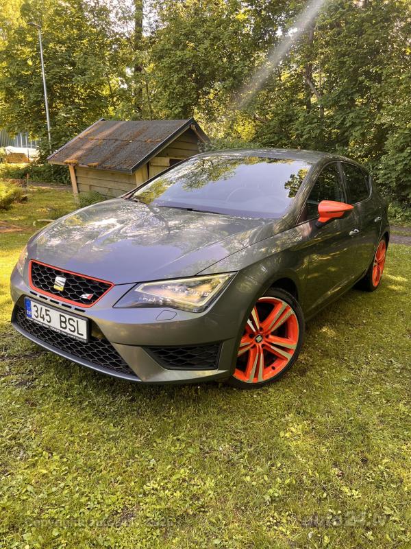Grey SEAT Leon 2016 in Tallinn, with an engine capacity of 2.00 L and mileage of 140 thousand km for 15900 €, photo 9 on AUTOMOTO.COM.LV