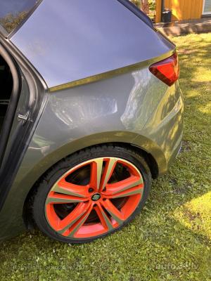 Pelēks SEAT Leon 2016 Tallina, ar dzinēja tilpumu 2.00 L un nobraukumu 140 tūkst. km par 15900 €, foto 17 vietnē AUTOMOTO.COM.LV