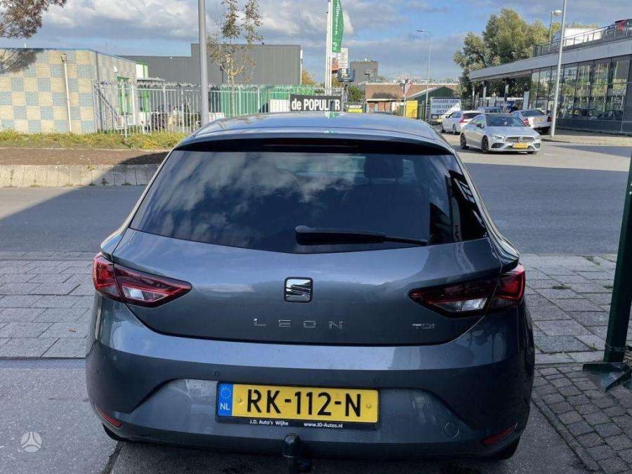 Grey SEAT Leon 2016 in Kaunas, with an engine capacity of 1.60 L and mileage of 280 thousand km for 4999 €, photo 6 on AUTOMOTO.COM.LV
