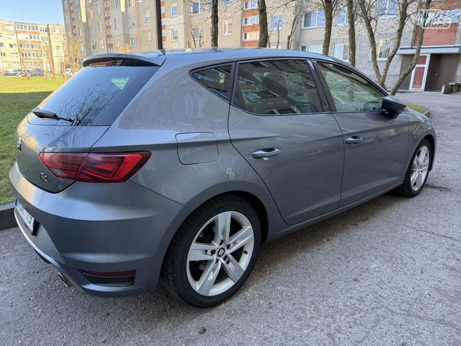 Grey SEAT Leon 2017 in Siauliai, with an engine capacity of 1.40 L and mileage of 221 thousand km for 7300 €, photo 5 on AUTOMOTO.COM.LV