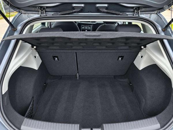 Grey SEAT Leon 2017 in Pakruojis, with an engine capacity of 1.40 L and mileage of 234 thousand km for 7000 €, photo 8 on AUTOMOTO.COM.LV