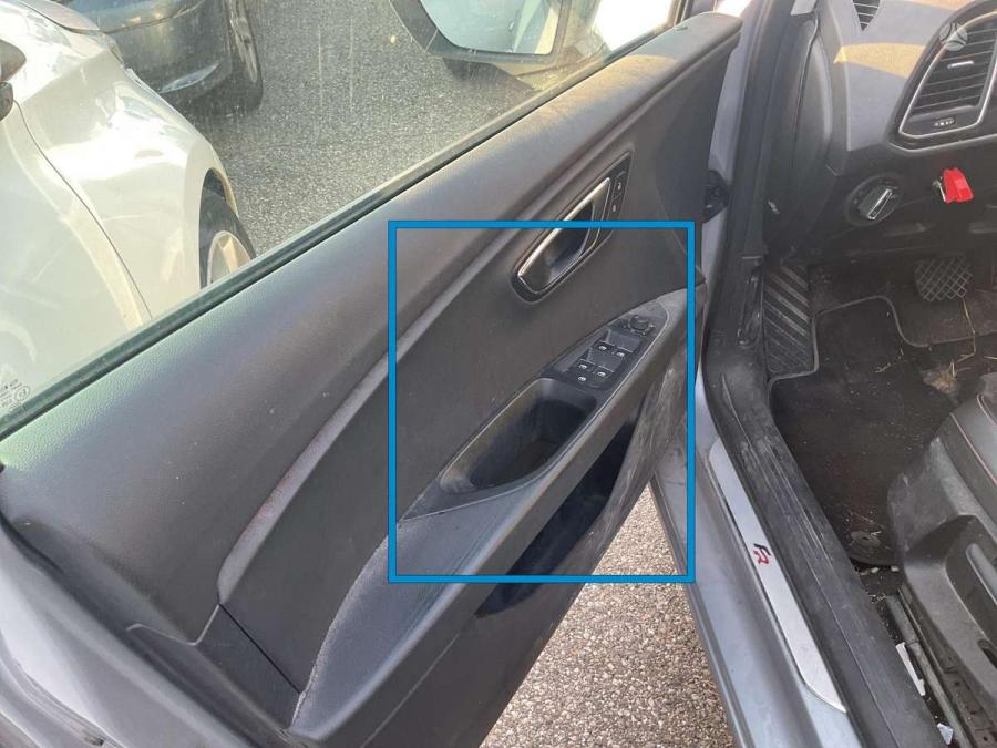 Grey SEAT Leon 2019 in Kedainiai, with an engine capacity of 1.97 L and mileage of 280 thousand km for 8300 €, photo 17 on AUTOMOTO.COM.LV