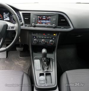 Grey SEAT Leon 2020 in Tallinn, with an engine capacity of 1.50 L and mileage of 57 thousand km for 11900 €, photo 6 on AUTOMOTO.COM.LV