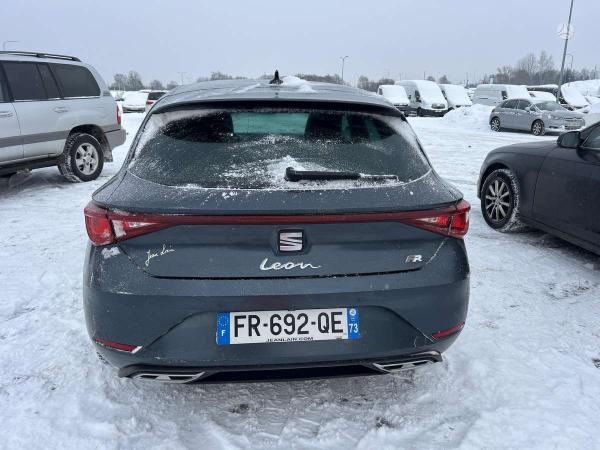 Grey SEAT Leon 2020 in Vilnius, with an engine capacity of 1.97 L and mileage of 200 thousand km for 14550 €, photo 6 on AUTOMOTO.COM.LV