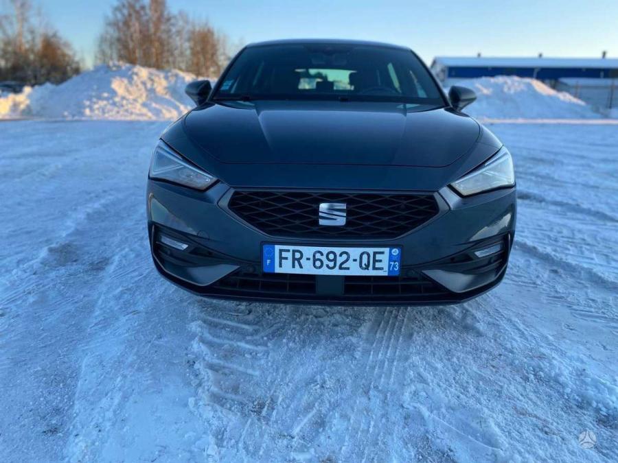 Grey SEAT Leon 2020 in Vilnius, with an engine capacity of 1.97 L and mileage of 200 thousand km for 14600 €, photo 5 on AUTOMOTO.COM.LV