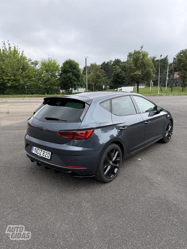 Pelēks SEAT Leon 2020 Viļņa, ar dzinēja tilpumu 1.50 L un nobraukumu 171 tūkst. km par 13400 €, foto 6 vietnē AUTOMOTO.COM.LV