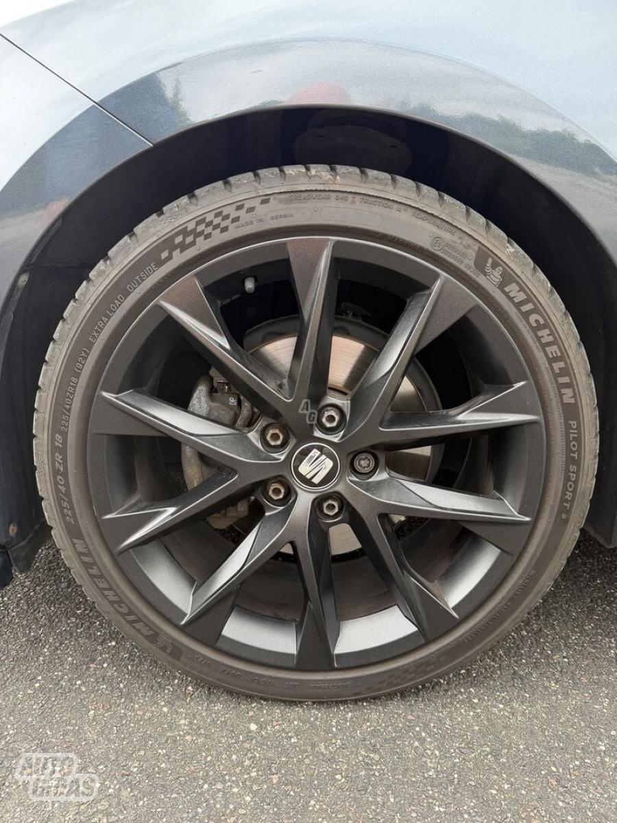 Grey SEAT Leon 2020 in Vilnius, with an engine capacity of 1.50 L and mileage of 171 thousand km for 13400 €, photo 11 on AUTOMOTO.COM.LV