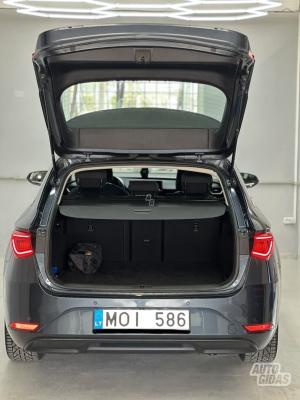 Grey SEAT Leon 2021 in Druskininkai, with an engine capacity of 1.50 L and mileage of 57 thousand km for 14500 €, photo 4 on AUTOMOTO.COM.LV