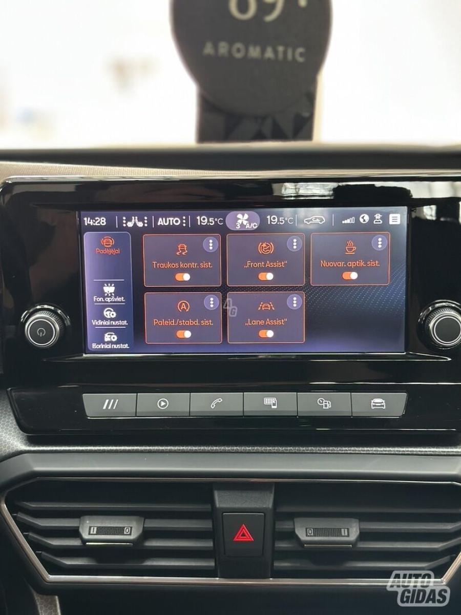 Grey SEAT Leon 2021 in Druskininkai, with an engine capacity of 1.50 L and mileage of 57 thousand km for 14500 €, photo 25 on AUTOMOTO.COM.LV