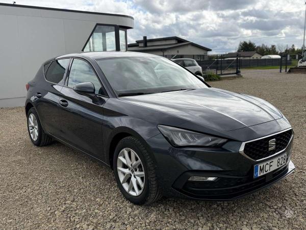 Grey SEAT Leon 2021 in Siauliai, with an engine capacity of 1.00 L and mileage of 82 thousand km for 12500 €, photo 3 on AUTOMOTO.COM.LV