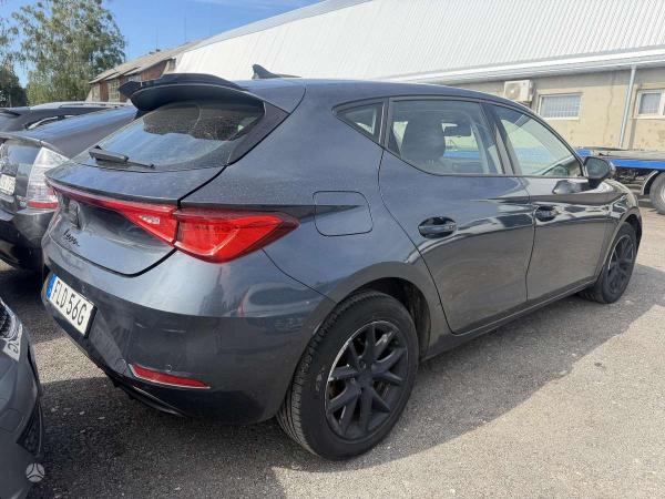 Grey SEAT Leon 2021 in Kaunas, with an engine capacity of 1.00 L and mileage of 251 thousand km for 6800 €, photo 6 on AUTOMOTO.COM.LV