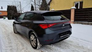 Pelēks SEAT Leon 2023 Tauragė, ar dzinēja tilpumu 1.00 L un nobraukumu 37 tūkst. km par 9100 €, foto 2 vietnē AUTOMOTO.COM.LV