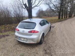 Pelēks SEAT Leon 2005 Kuldīga, ar dzinēja tilpumu 2.00 L un nobraukumu 397 tūkst. km par 1650 €, foto 5 vietnē AUTOMOTO.COM.LV