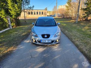 Grey SEAT Leon 2007 in Mazeikiai, with an engine capacity of 2.00 L and mileage of 312 thousand km for 1500 €, photo  on AUTOMOTO.COM.LV