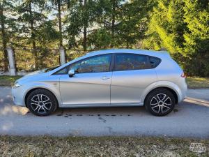 Grey SEAT Leon 2007 in Mazeikiai, with an engine capacity of 2.00 L and mileage of 312 thousand km for 1500 €, photo 5 on AUTOMOTO.COM.LV