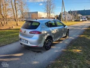 Grey SEAT Leon 2007 in Mazeikiai, with an engine capacity of 2.00 L and mileage of 312 thousand km for 1500 €, photo 6 on AUTOMOTO.COM.LV