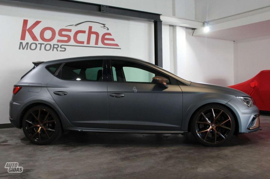 Pelēks SEAT Leon 2018 Kauņa, ar dzinēja tilpumu 2.00 L un nobraukumu 80 tūkst. km par 30619 €, foto 2 vietnē AUTOMOTO.COM.LV