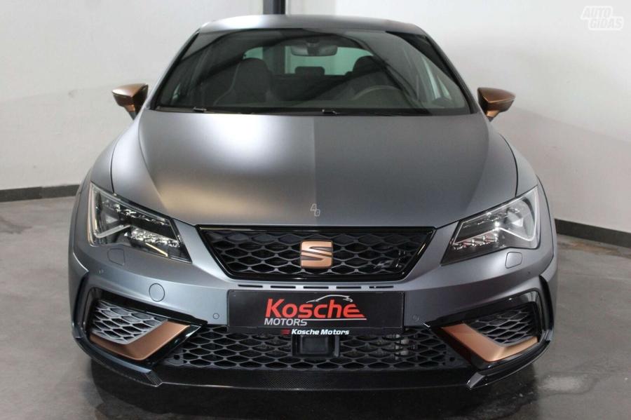 Pelēks SEAT Leon 2018 Kauņa, ar dzinēja tilpumu 2.00 L un nobraukumu 80 tūkst. km par 30619 €, foto 3 vietnē AUTOMOTO.COM.LV