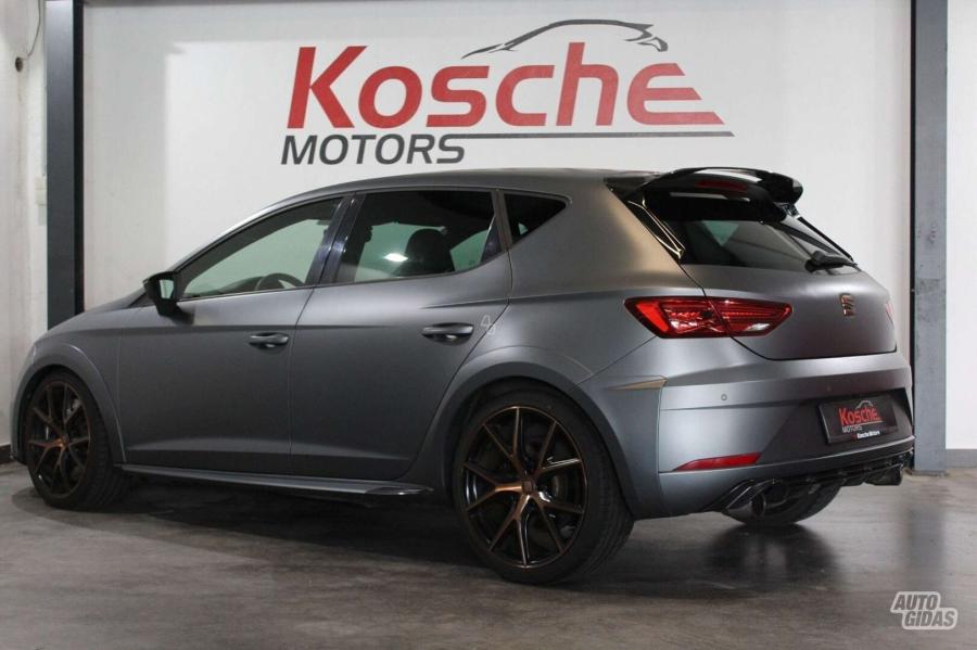 Pelēks SEAT Leon 2018 Kauņa, ar dzinēja tilpumu 2.00 L un nobraukumu 80 tūkst. km par 30619 €, foto 4 vietnē AUTOMOTO.COM.LV