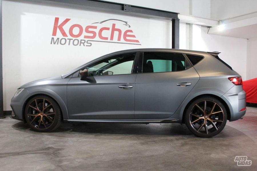 Pelēks SEAT Leon 2018 Kauņa, ar dzinēja tilpumu 2.00 L un nobraukumu 80 tūkst. km par 30619 €, foto 5 vietnē AUTOMOTO.COM.LV