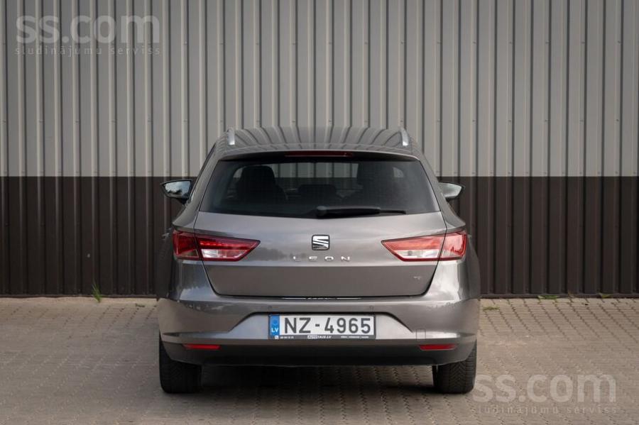Grey SEAT Leon 2014 in Talsi, with an engine capacity of 1.60 L and mileage of 271 thousand km for 4950 €, photo 6 on AUTOMOTO.COM.LV