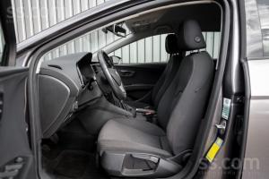 Grey SEAT Leon 2014 in Talsi, with an engine capacity of 1.60 L and mileage of 271 thousand km for 4950 €, photo 10 on AUTOMOTO.COM.LV