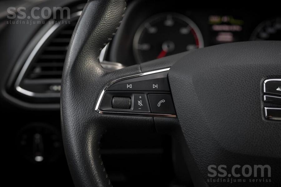 Grey SEAT Leon 2014 in Talsi, with an engine capacity of 1.60 L and mileage of 271 thousand km for 4950 €, photo 17 on AUTOMOTO.COM.LV
