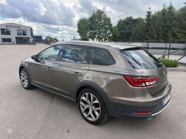 Pelēks SEAT Leon 2014 Tauragė, ar dzinēja tilpumu 1.97 L un nobraukumu 247 tūkst. km par 7300 €, foto 10 vietnē AUTOMOTO.COM.LV