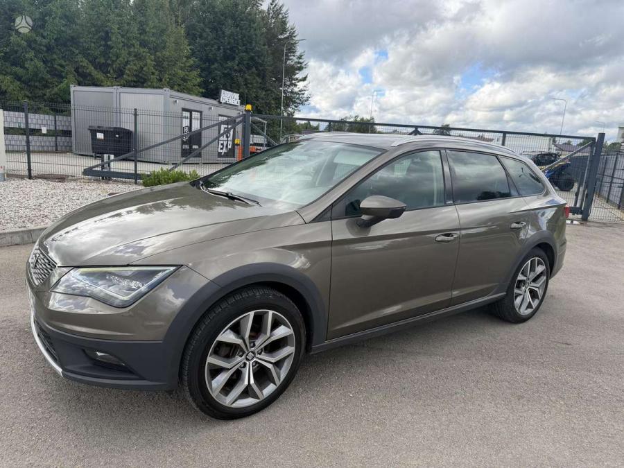 Pelēks SEAT Leon 2014 Tauragė, ar dzinēja tilpumu 1.97 L un nobraukumu 247 tūkst. km par 7300 €, foto 3 vietnē AUTOMOTO.COM.LV