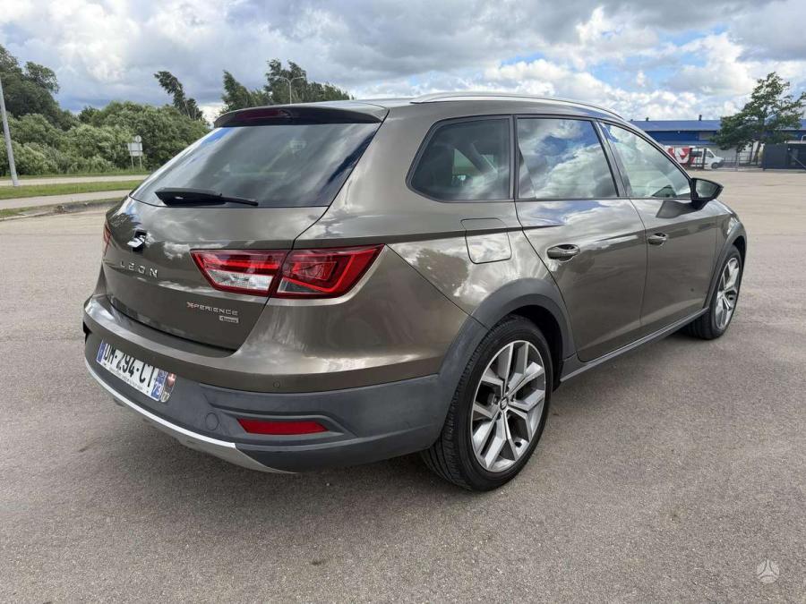 Pelēks SEAT Leon 2014 Tauragė, ar dzinēja tilpumu 1.97 L un nobraukumu 247 tūkst. km par 7300 €, foto 8 vietnē AUTOMOTO.COM.LV
